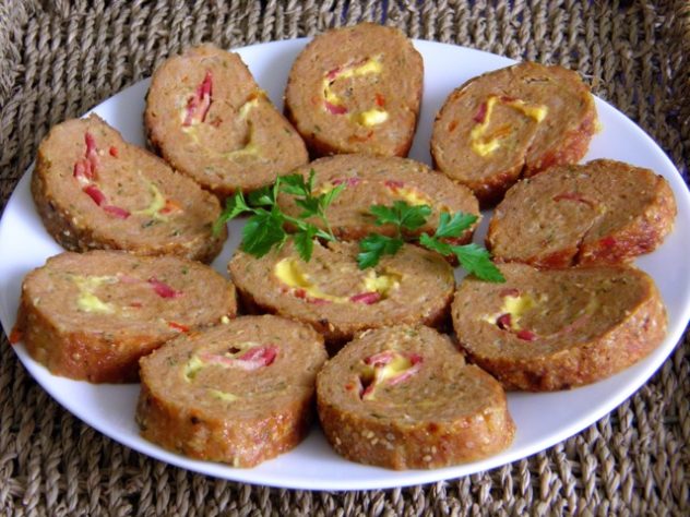 Svečana mesna rolada • Reci Peci