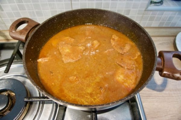 Svinjski but u umaku sa pekmezom od šljiva • Reci Peci